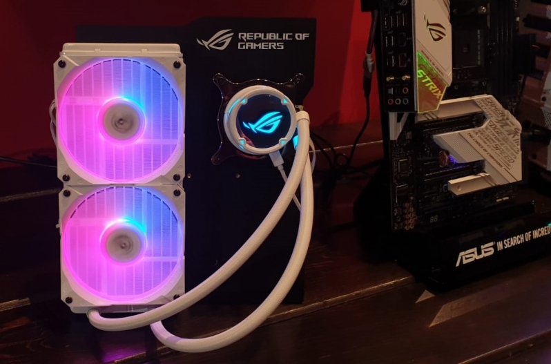 ASUS reveals a lineup of All-White ROG Products at CES 2020 - OC3D