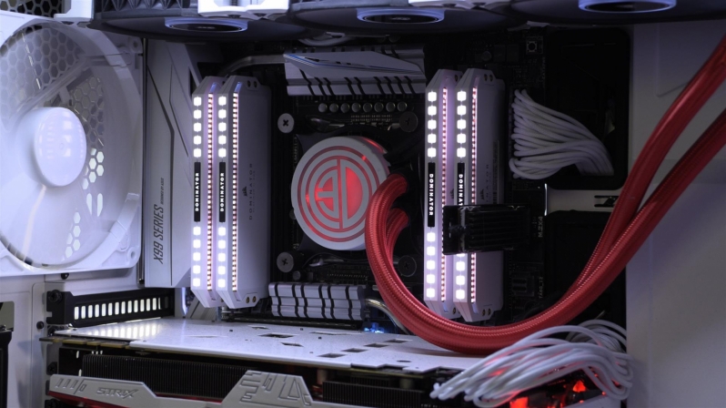 Corsair Dominator Platinum RGB Series White Edition DDR4 Memory - OC3D