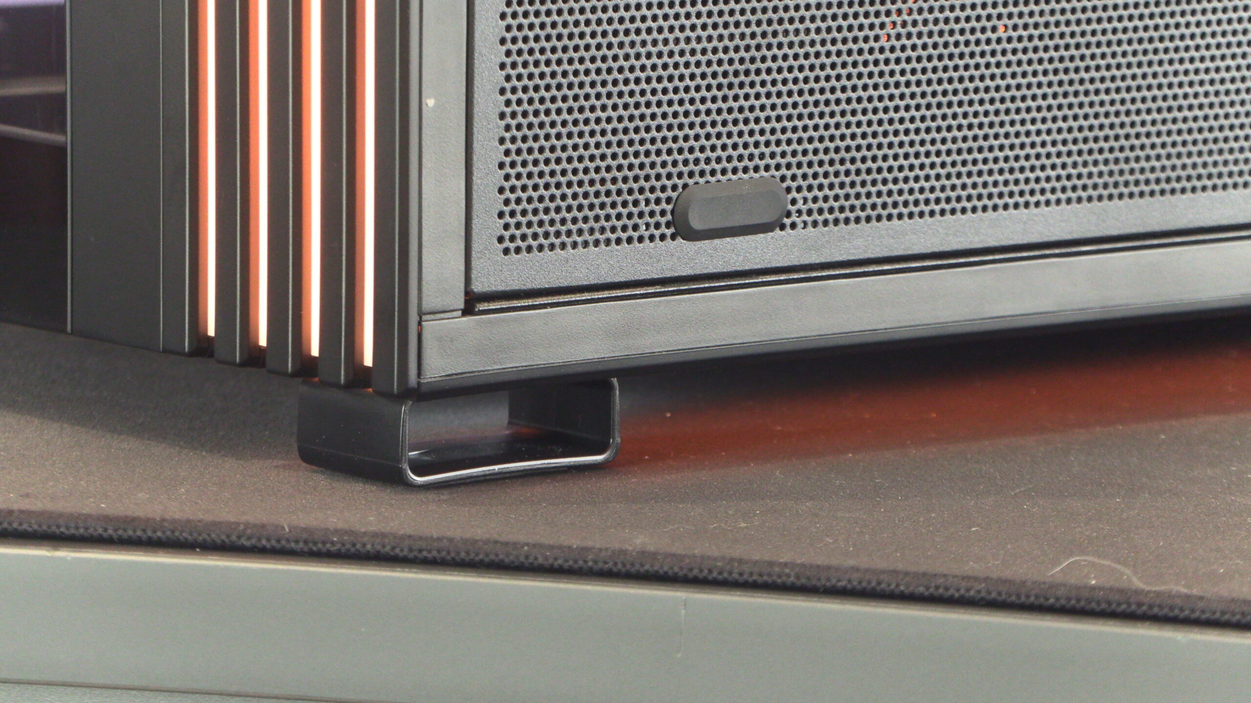 be quiet Light Base 900 FX PC Case Review - OC3D