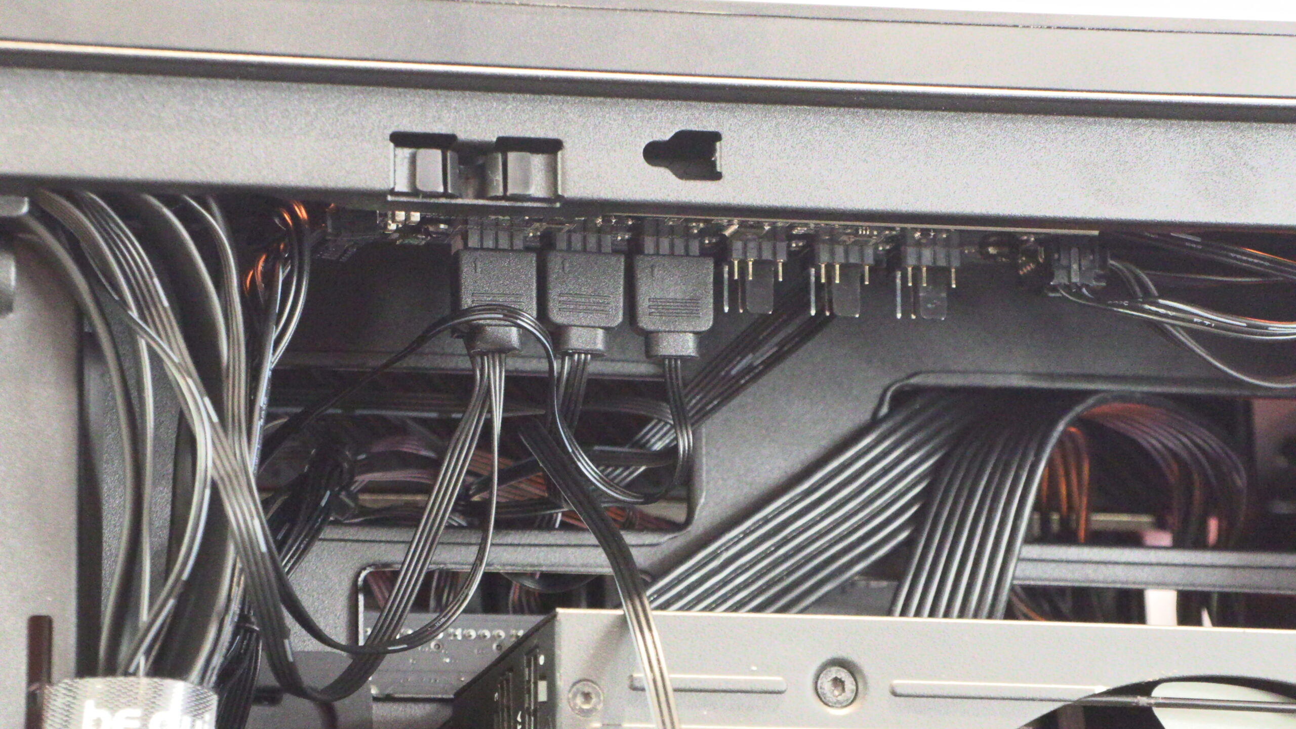 Be Quiet! Light Base 900 FX. 4 Light Wings 140mm PWM. High Quality fans ...
