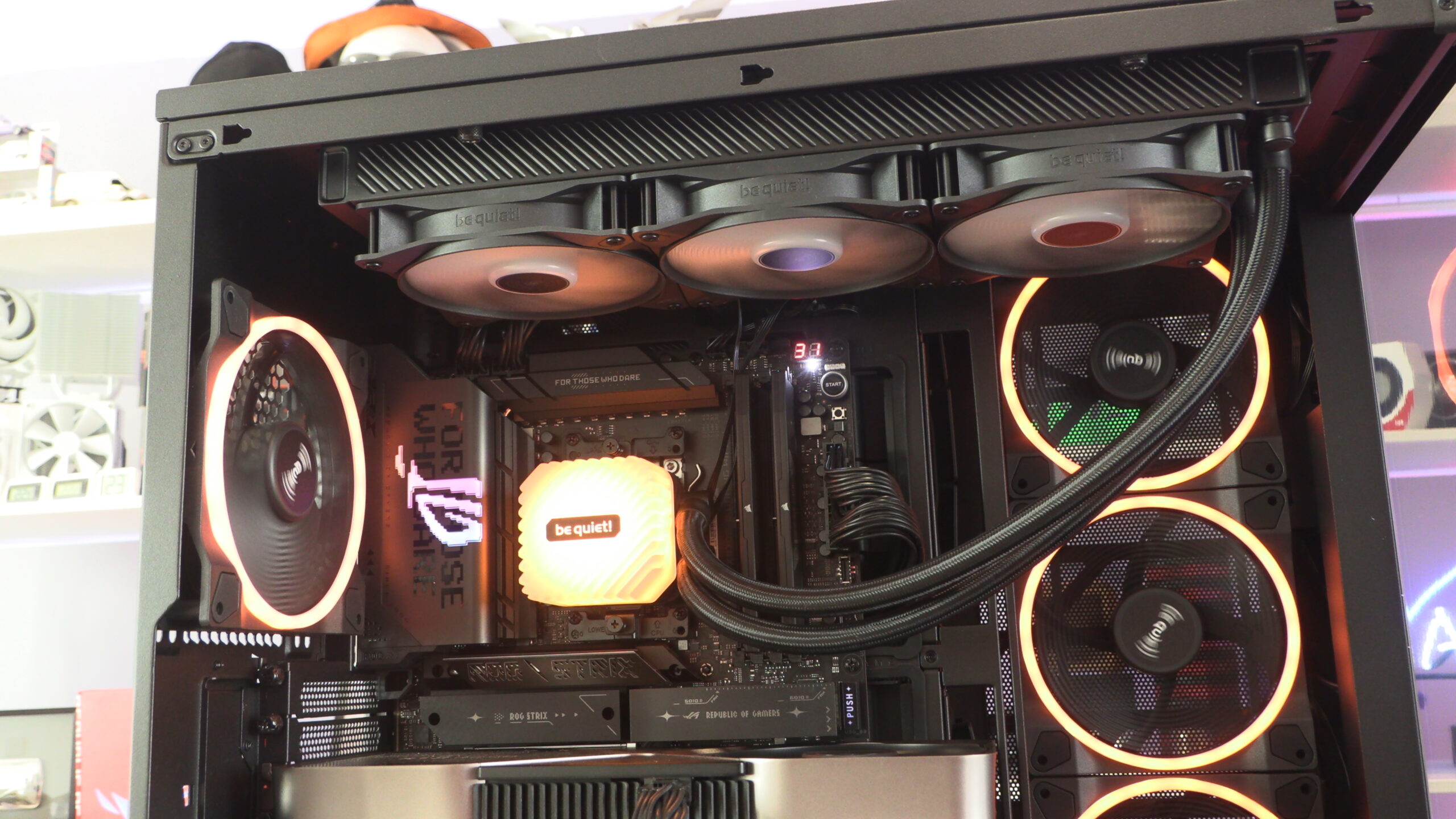 be quiet Light Base 900 FX PC Case Review - OC3D