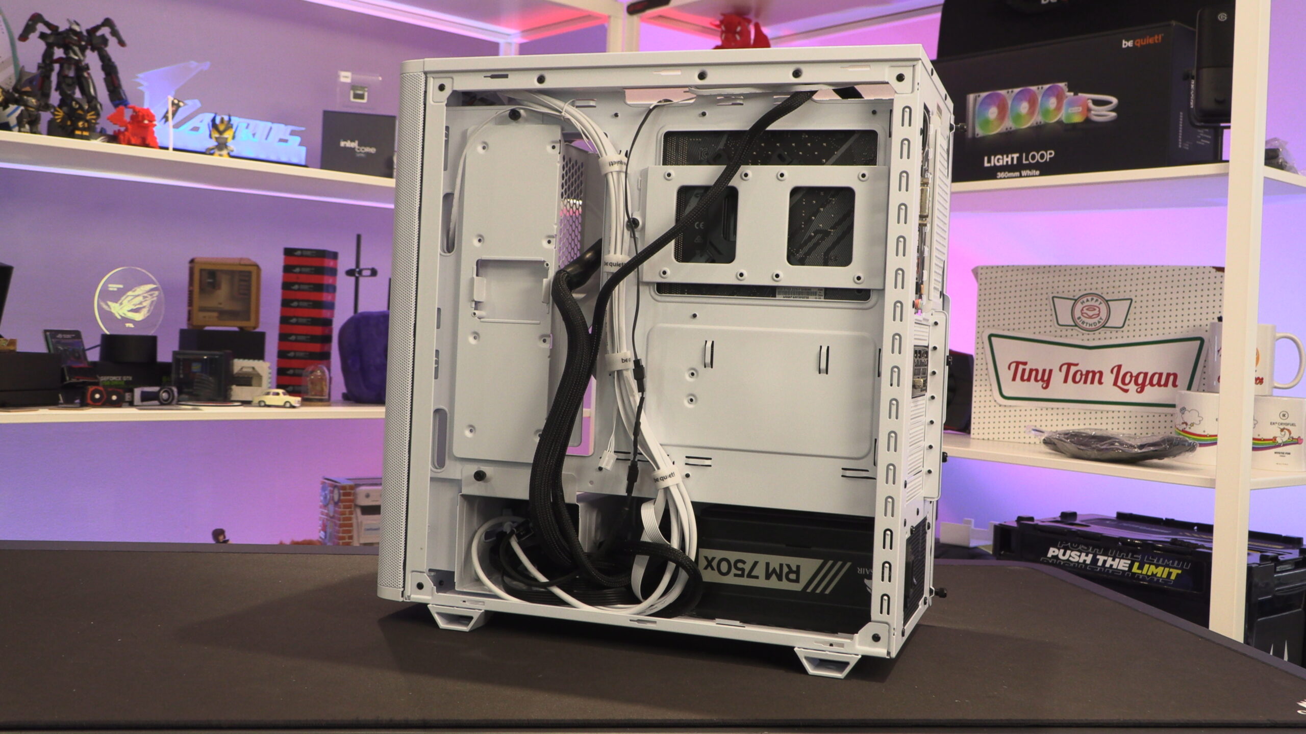 be quiet! Pure Base 501 Airflow PC Case Review - OC3D