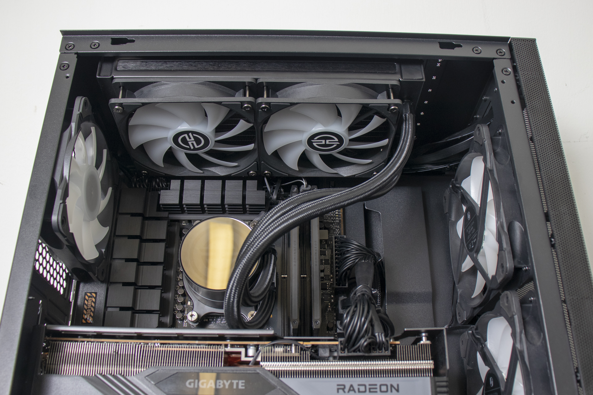 PCSpecialist Zircon Ultra R Review - OC3D