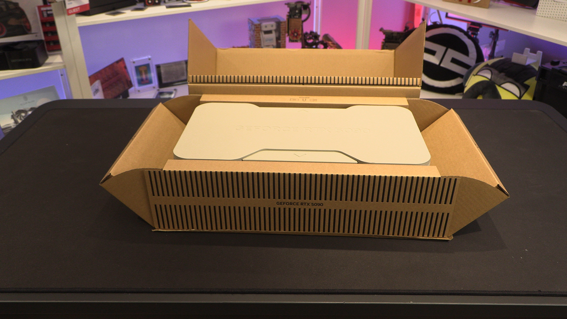 Nvidia RTX 5090 Founders Edition Review - OC3D