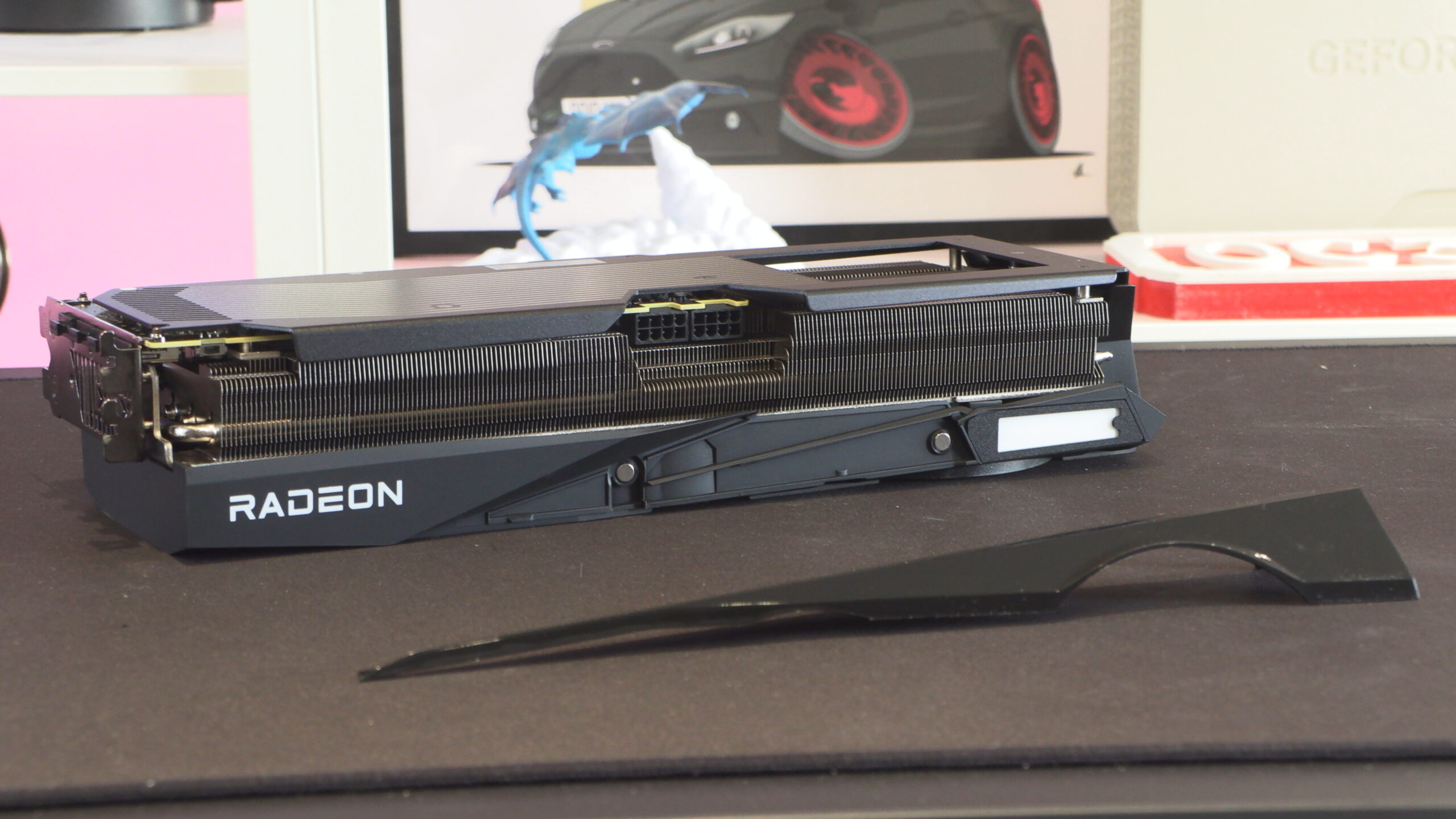 AMD Radeon RX 9070/9070 XT series Unboxing - OC3D