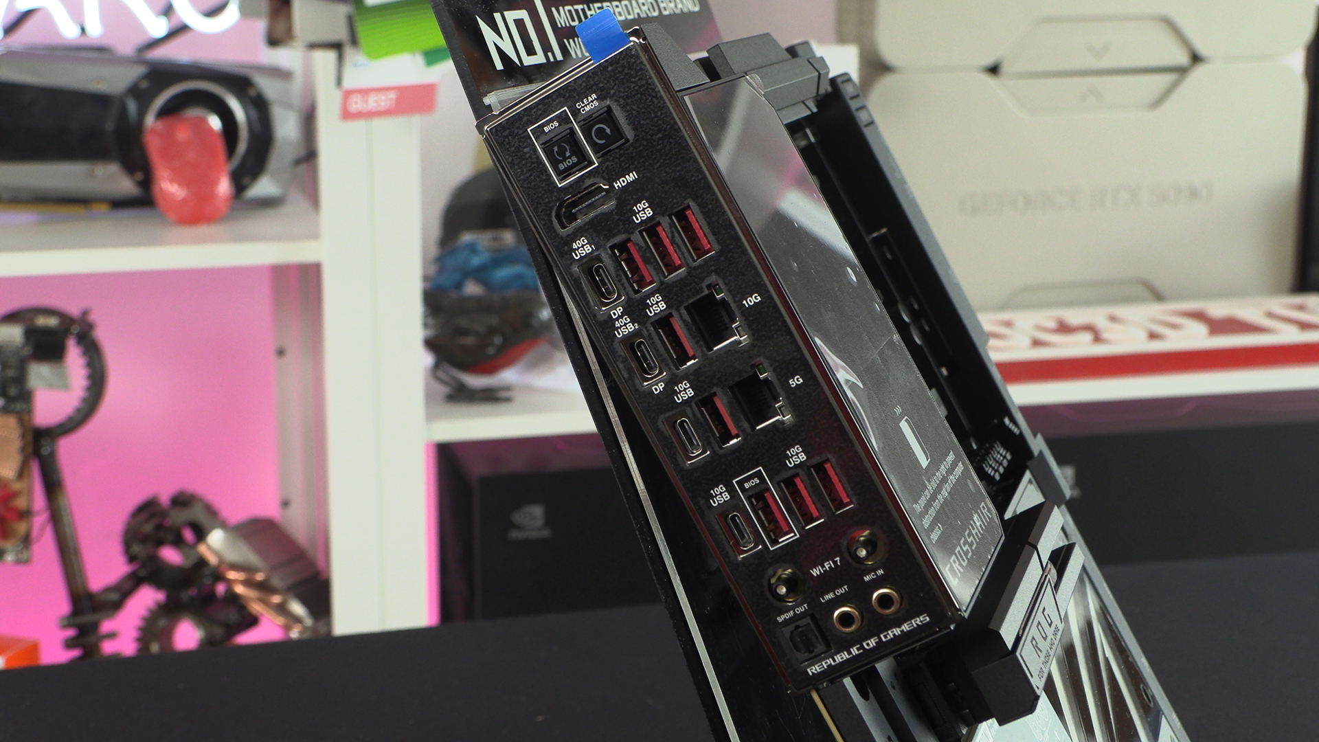 ASUS ROG Crosshair X870E Extreme Preview - OC3D
