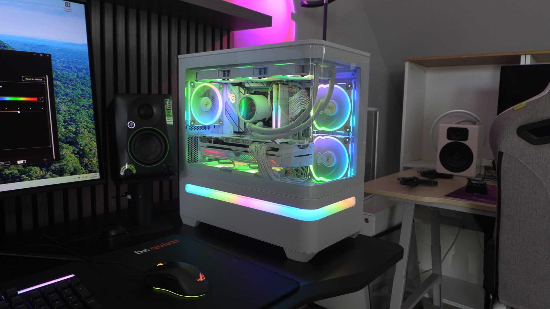 ASUS PRIME AP202 ARGB PC Case Review - OC3D