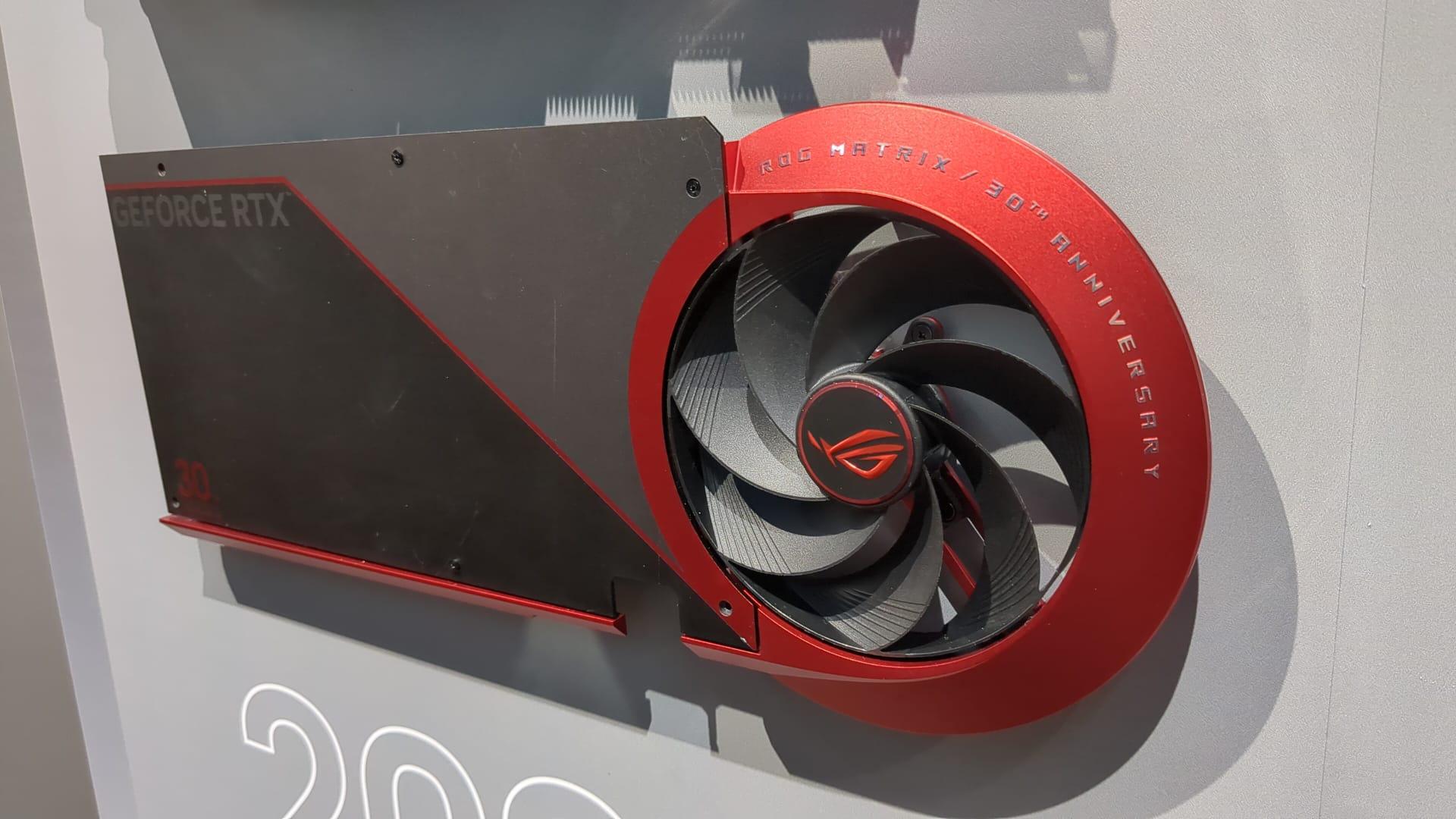 An up close look at ASUS' ROG Matrix RTX 5090 30th Anniversary - OC3D