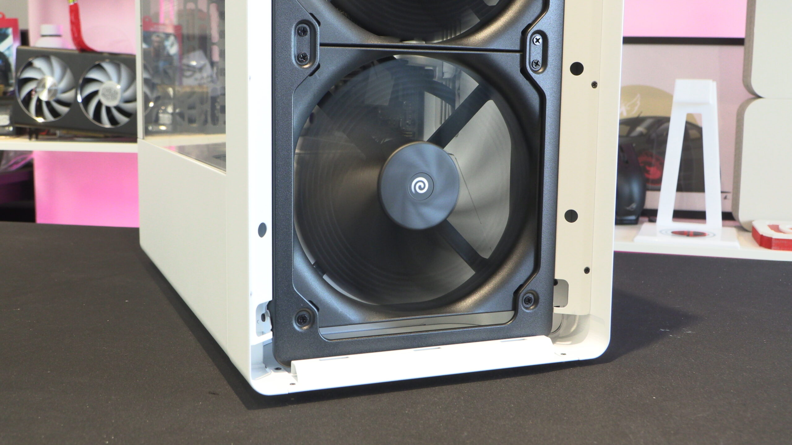 HAVN BF 360 Flow PC Case Review - OC3D