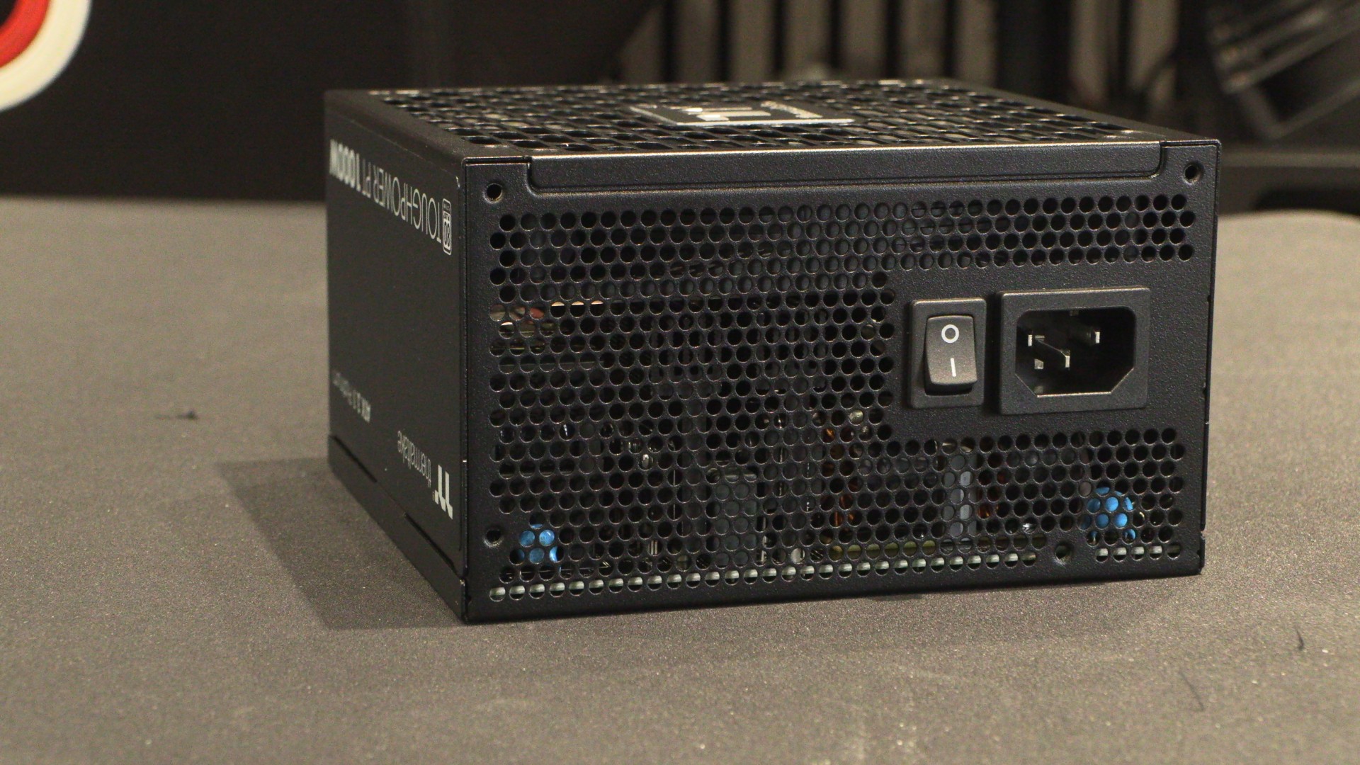 Thermaltake Toughpower PT 1000W Platinum PSU Review - OC3D